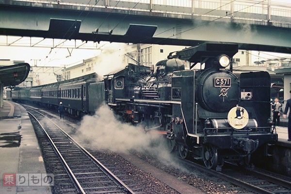 画像ギャラリー SLやまぐち号8月末で現行客車の運行終了へ 9月から新車両 JR西日本 乗りものニュース