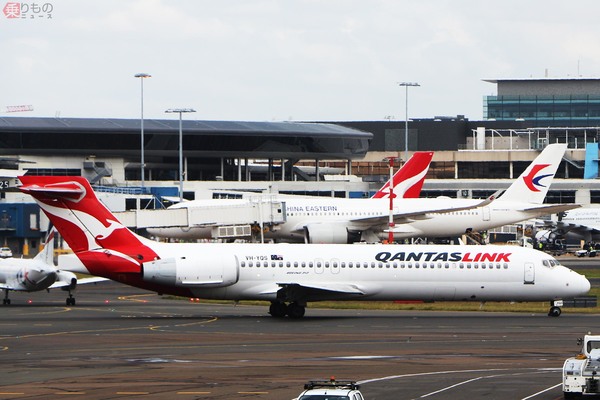 日本では見ない「ボーイング717」どんな飛行機？実はダグラス系 T字尾翼 後部エンジン | 乗りものニュース- (2)