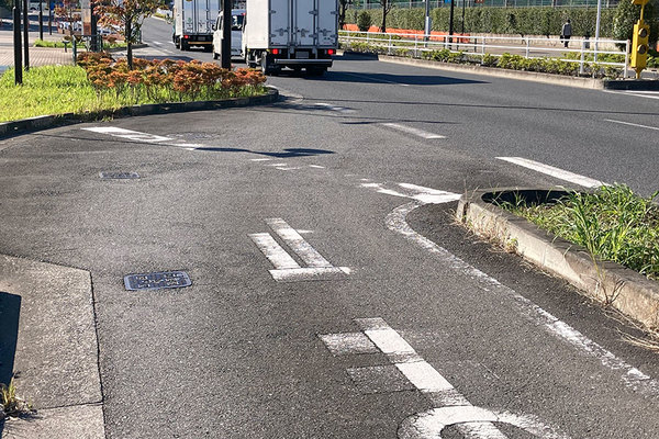 ウインカー右？左？ ほとんどの人が間違っている「交差点」とは 罰則アリ | ポイント交換のPeX